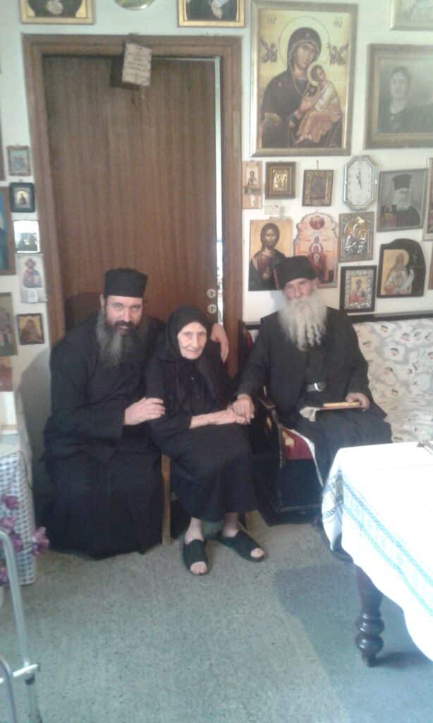 ΓΕΡΟΝΤΙΣΣΑ ΓΑΛΑΚΤΙΑ: «Θὰ ἔρθει μεγάλη δυσκολία στὴν ἀνθρωπότητα! Αἰτία ...